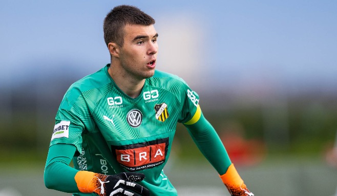 Officiellt: BK Häcken flyttar upp Sebastian Banozic - Fotbolltransfers.com