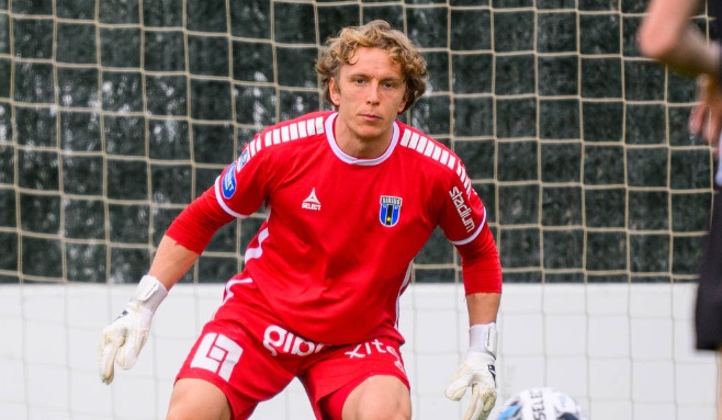 August Ahlin bekräftar: "Kontakt med allsvenska klubbar ...