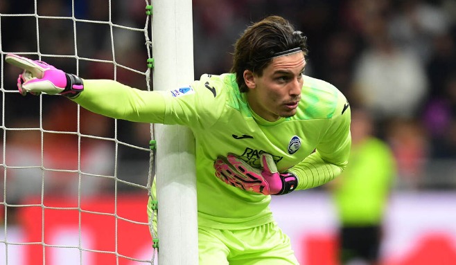 Arsenal visar intresse för Marco Carnesecchi? - Fotbolltransfers.com