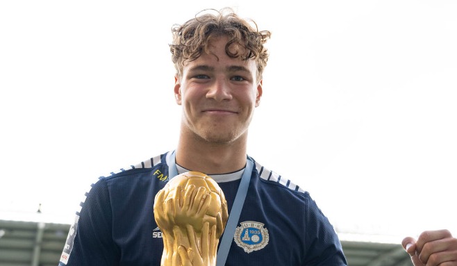 Officiellt: Utsiktens BK flyttar upp Fredriksson och Gunnarsson ...