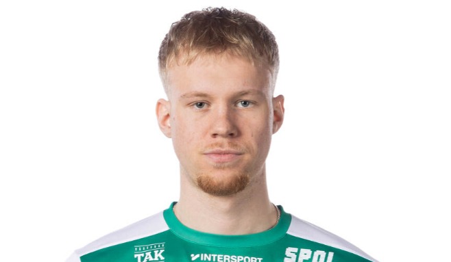 Officiellt: Liam Larsson bryter med Västerås SK - Fotbolltransfers.com