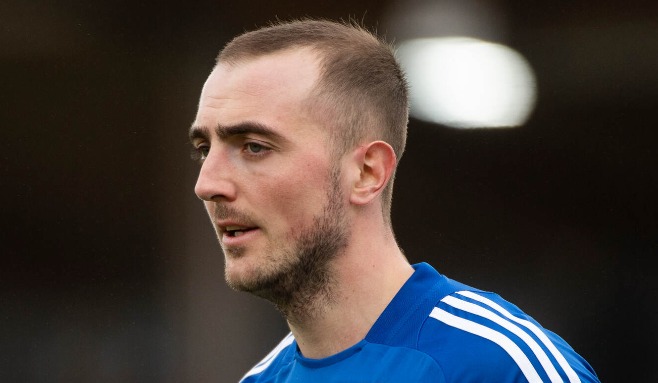 Officiellt: Dennis Olsson förlänger med GIF Sundsvall ...